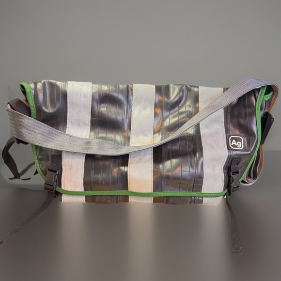 Alchemy Goods | Bags | Alchemy Goods 75 Recycled Materials Pike ...